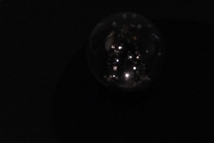 ミニチュア スノードーム風 クリスマスツリー 点灯 + 少し早い大掃除のせい？？のお話 - shibazukeparipariのミニチュア ...